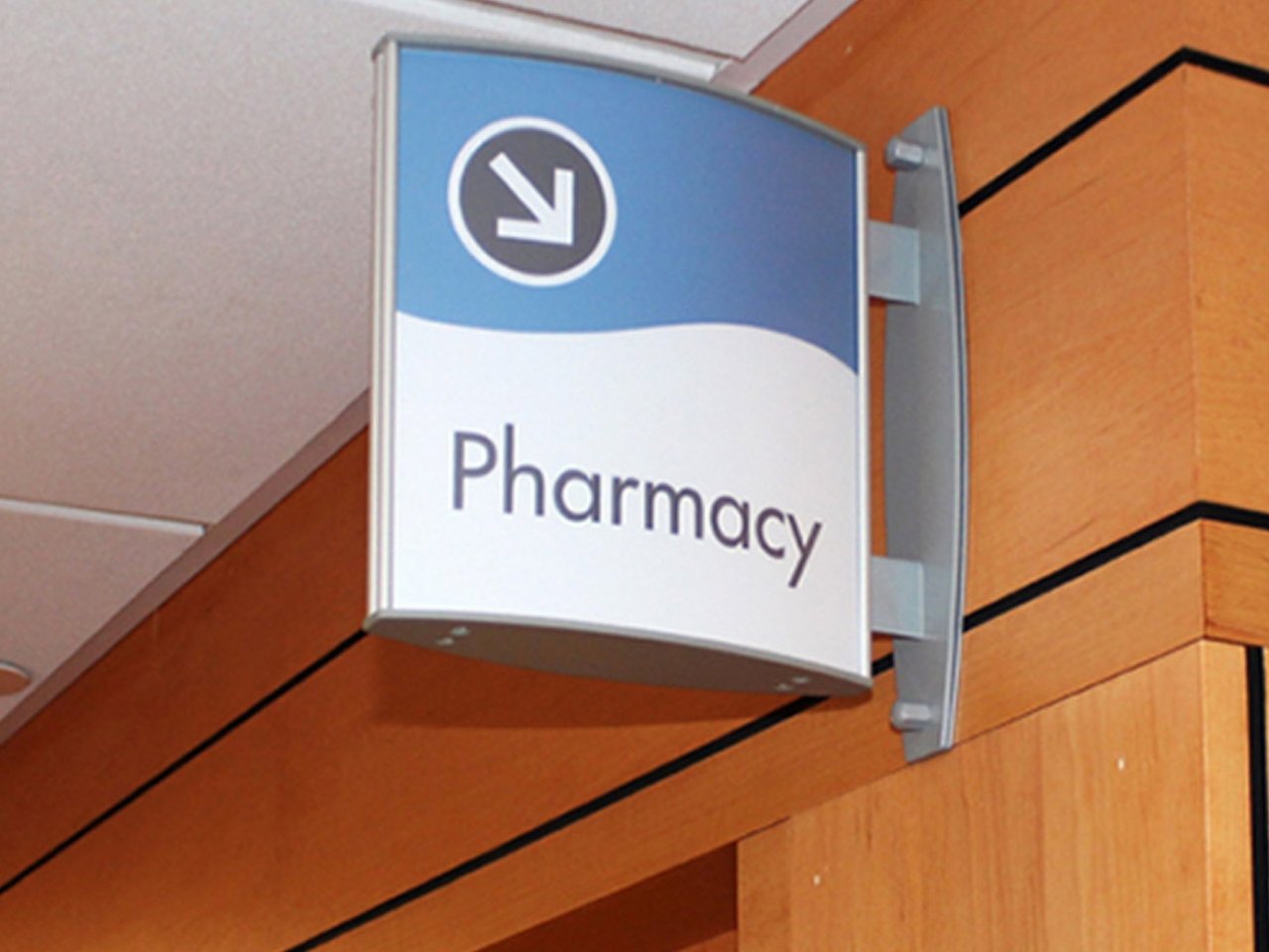 Custom Interior and Exterior Blade Signs